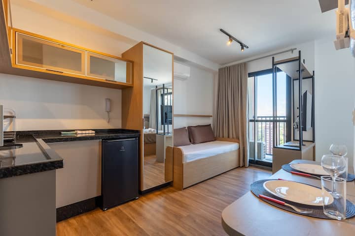 Centro Premium | Ar, Piscina E Amplo Coworking - Curitiba