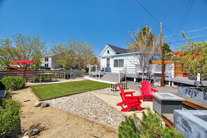 Steps To Midtown | Hot Tub | Spacious Yard - Reno, NV