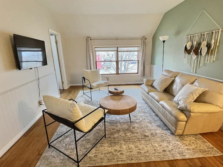 The Cedar Loft - Cedar Rapids, IA