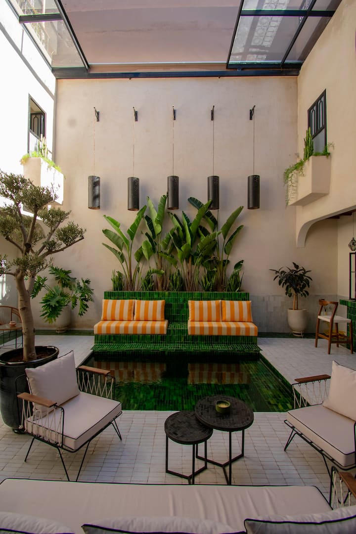 Magnifique Riad Au Cœur De La Médina Avec Piscine - Marrakesh