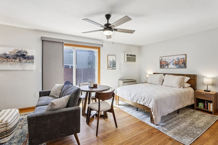 Cozy & Private Studio, Perfect For Extended Stays! - Madison