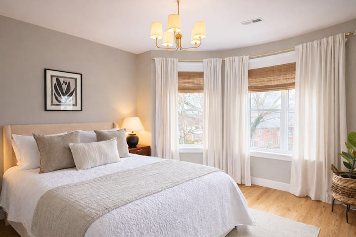 The Benjamin: Stylish 3-bedroom In Prospect Hill - New Haven, CT