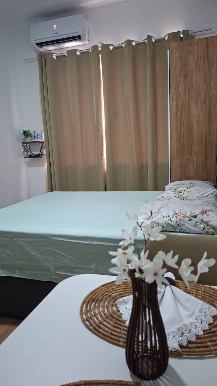 Apartamento Frente A Praia De Copacabana (Posto 6) - Rio de Janeiro