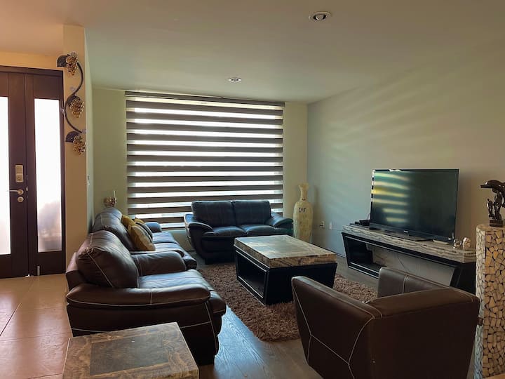 Hermosa Y Amplia Residencia. No Fiestas - Pachuca