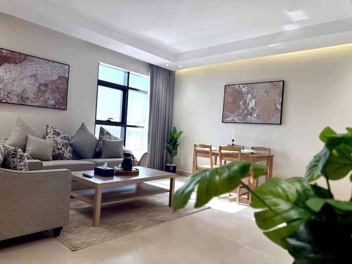 غرفتين وصالة وحمامين ومطبخ مساحة واسعة وجميلة(301) - Riyadh