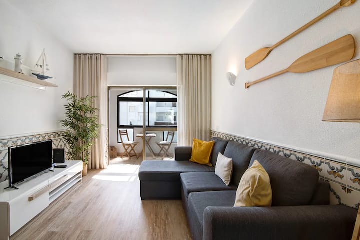 Blue Wave Scape - Albufeira