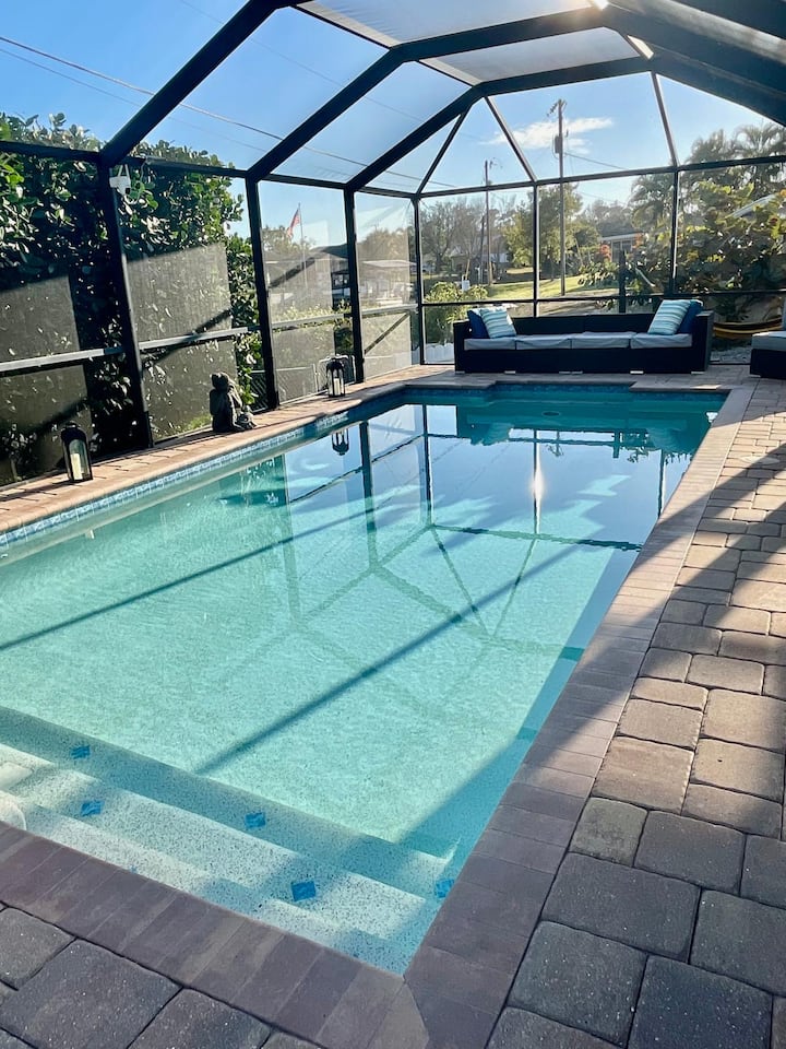 Spacious And Serene House With Heated Pool - North Fort Myers, FL