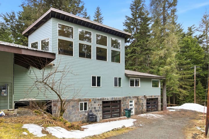 Girdwood Escape 3bd 2 Bth With Game Room - Alyeska, AK