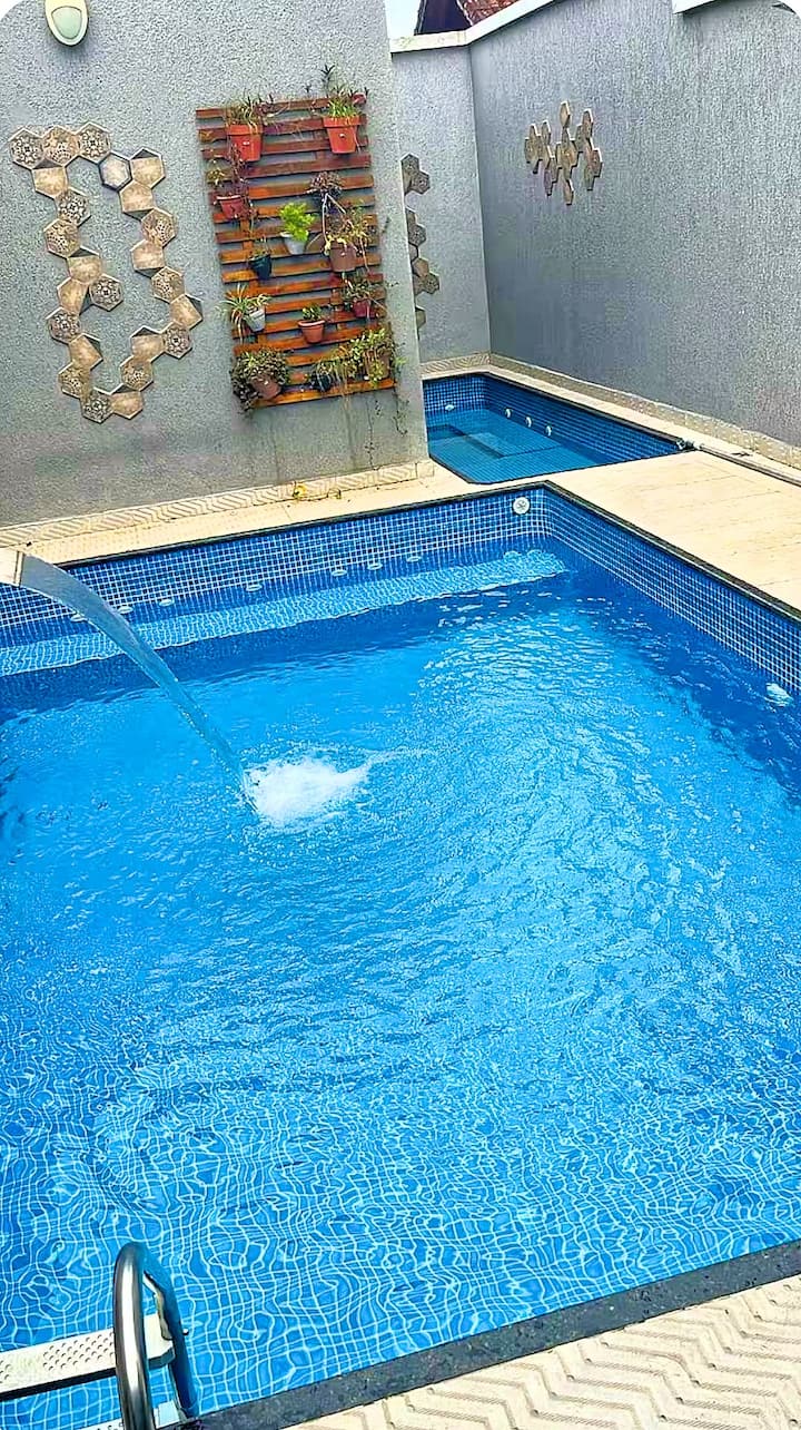 Casa Com Piscina No Condomínio 200mda Praia Grande - Brazil