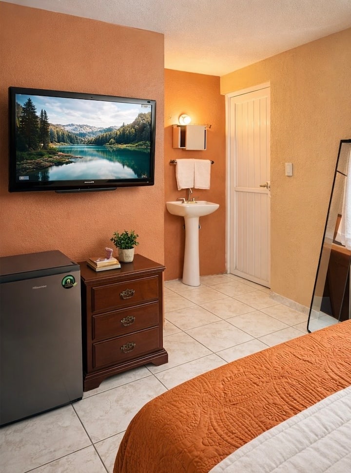 Suite Privado En Contry · A/c · Baño - Monterrey