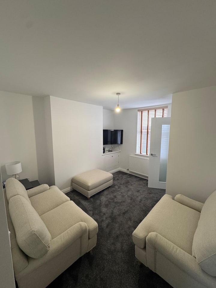 18 Morawel - Llanelli