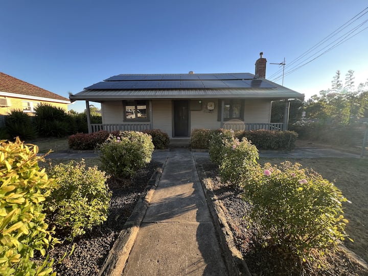 Cosy Heritage Cottage - Ararat