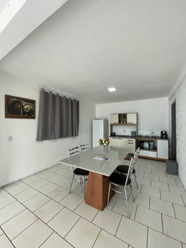 Apartamento No Centro, 100 Metros Da Praça/igreja - Ametista do Sul