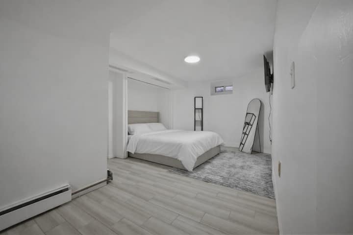 Private & Cozy Suite Near Nyc | Great Value Stay - University Heights - Bronx NY