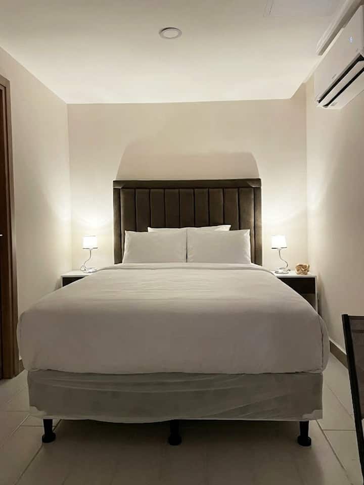 Airbnb Zeron, Seguridad, Agua Y Electricidad 24/7. - Tegucigalpa