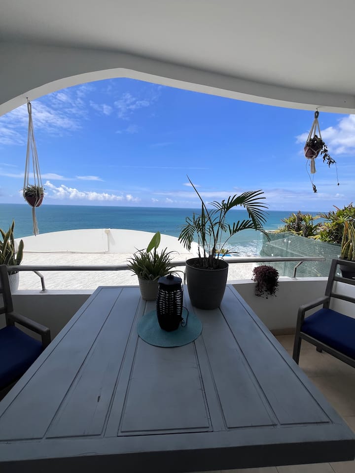 Suite: Salida A La Playa, Piscina Y Vista Al Mar. - 