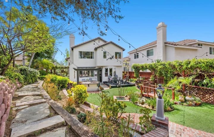 Quiet Rooms With A Great Backyard In Carlsbad. - Carlsbad, CA