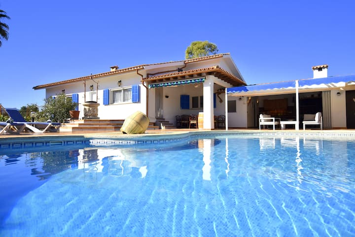 Chalet Para 9 Personas Con Piscina Y Barbacoa - Mallorca