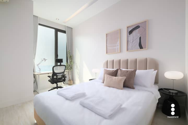 Large 1br@38 Fl. W/outdoor Pool - Walk To Bts&mrt - Bangkok