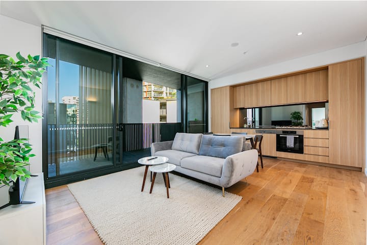 Convenient And Central One Bed Parramatta - Parramatta