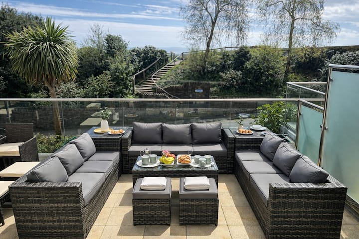 Beautiful, Seafront,12 Guests, Bbq, Hot Tub - Bournemouth