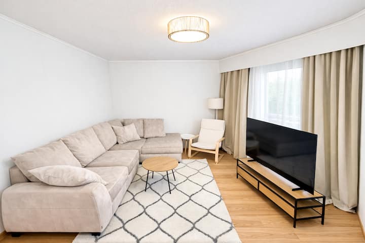 Kalustettu Rivitalokaksio Omalla Terassilla - Hamina