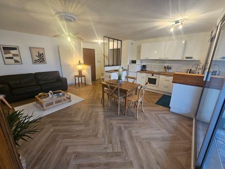 Au Cœur Du Palais Des Arts En Centre-ville 5 Pers - Vannes