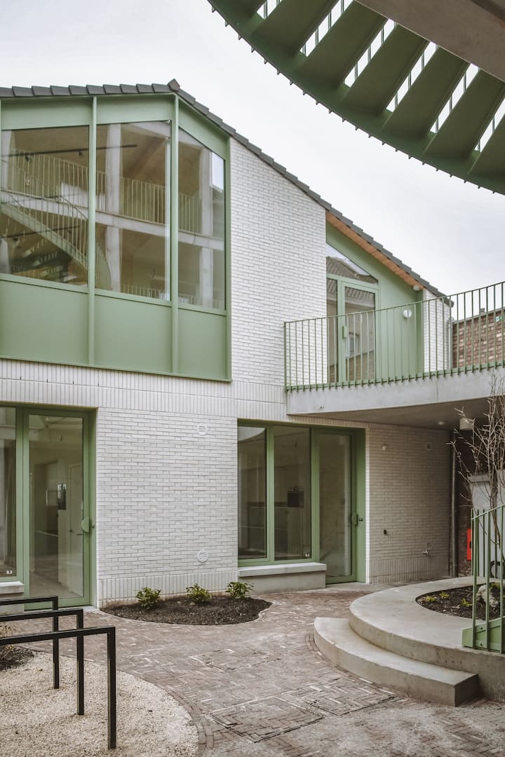 Short Stay Nest - Duplex Gold - Courtrai