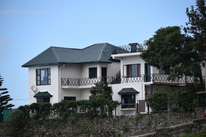 The Dew Drops Private Villa Near Mall Road Kasauli - Kasauli