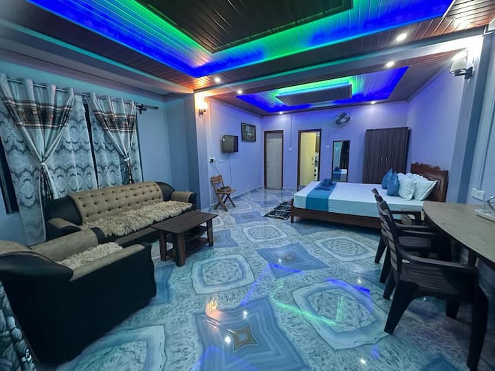 Sohra Nature Retreat: Pool, Bonfires & Serenity - Cherrapunji