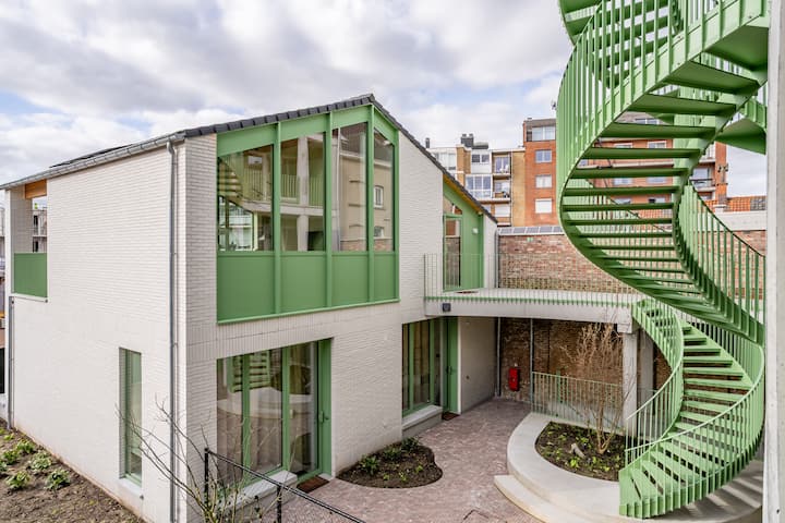 Short Stay Nest Silver 1 & 2nd Floor - Kortrijk