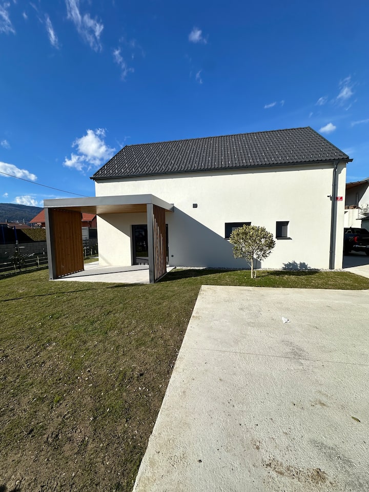 Luxury Spa House • Sauna & Jacuzzi • 3 Bedrooms - Maribor