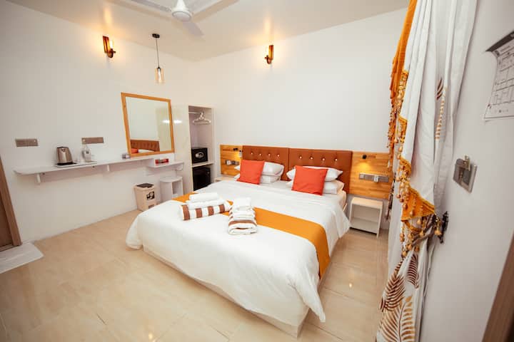 Room In @Mathiveri - Maldives
