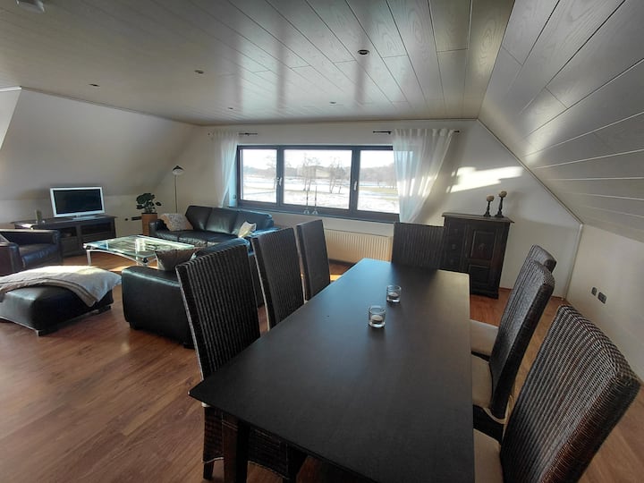 Gemütliche Wohnung Mit Blick In Die Wiesen - Delmenhorst