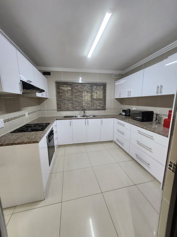 Cleo M Paridise Holdings - Durban