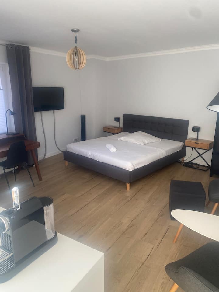 Luxuriöses Appartement Für Bis Zu 4 Personen - Springe