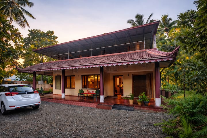 Prime Location With Everyday Convenience - Thekkady