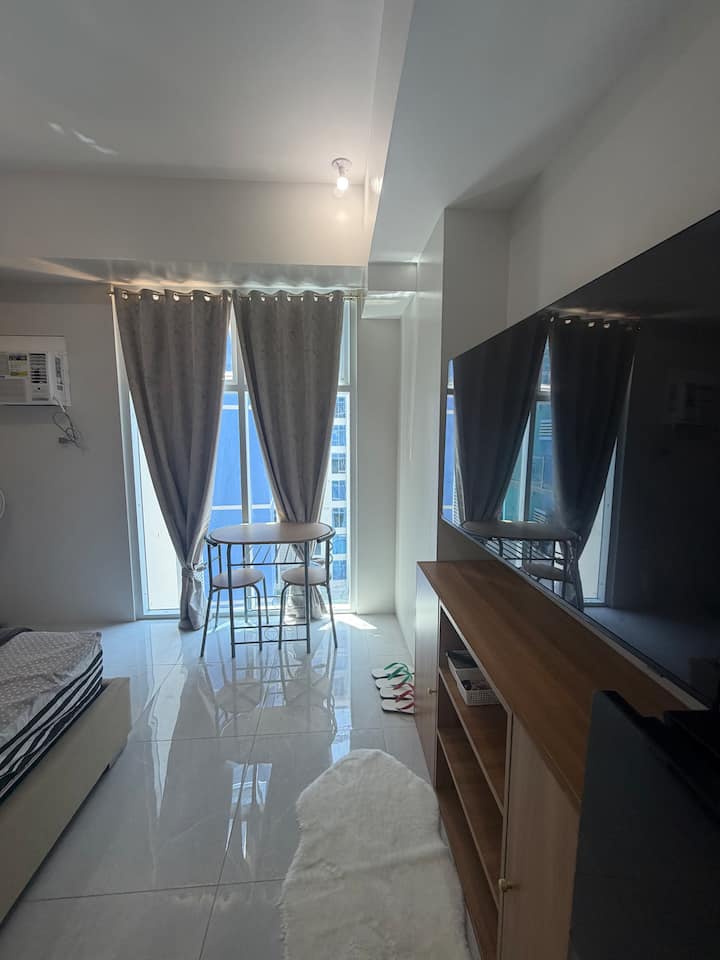 Carrie’s Happy Retreat At Mivela Garden Residences - Cebu