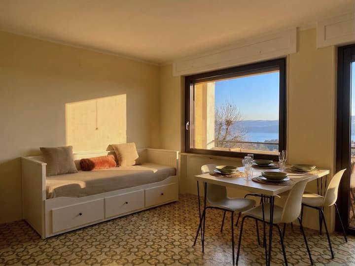 Ca Dla Nella · Vista Lago · Balcone · A/c - Italy