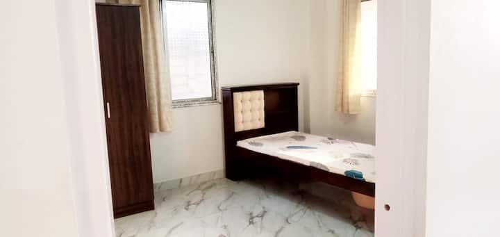 1 Bhk Flat On Daily Rent Near Iskon Temple - Krishnanagar