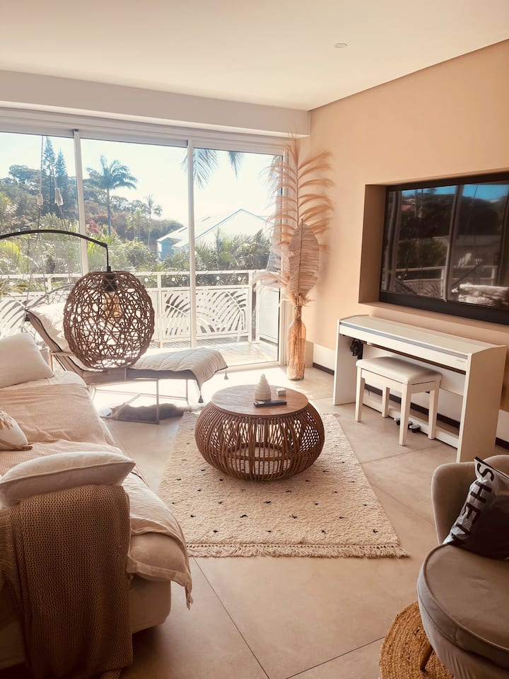 1 Ou 2 Lit.s Orphelinat - Nouméa