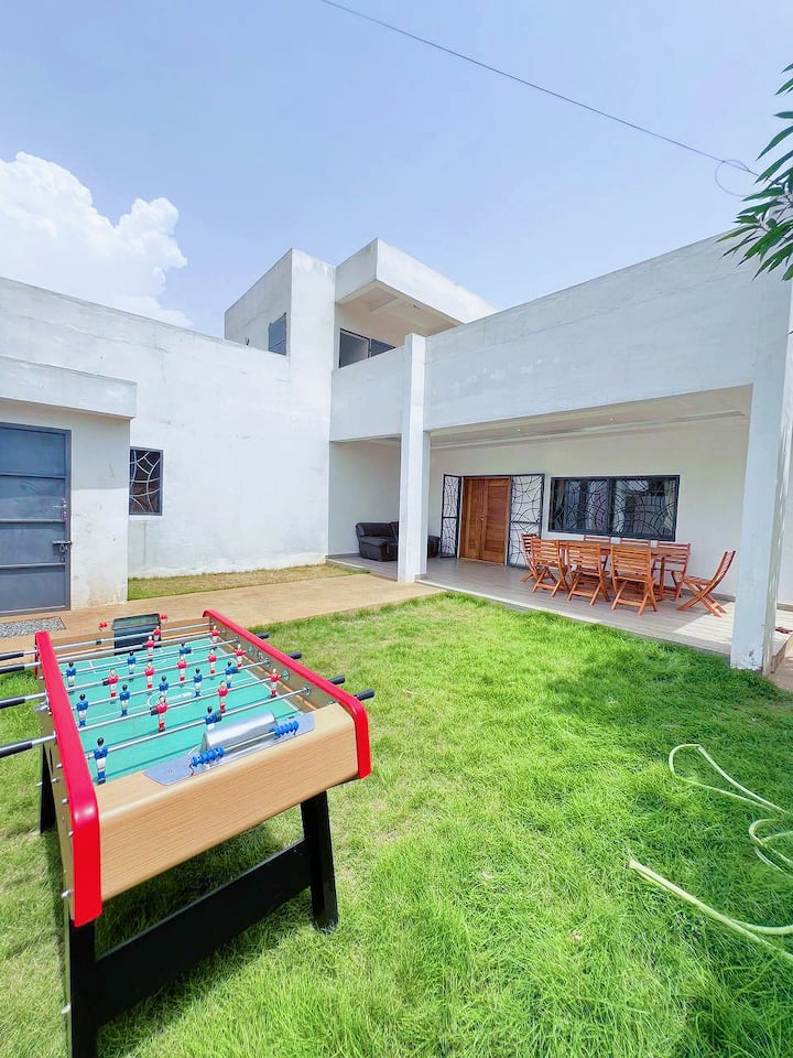 Villa F5 Proche De L'aéroport De Lomé - Togo