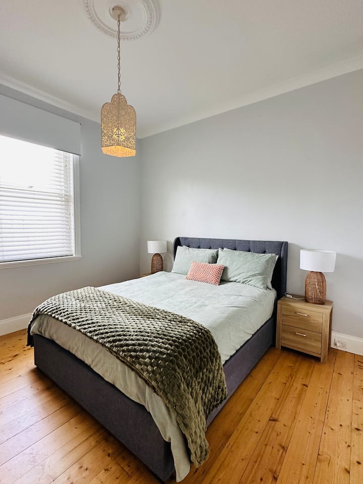 Cottage By The Sea - Warrnambool