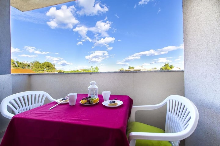 Apartment Mare 02 - Ta Leut Agency - Privlaka