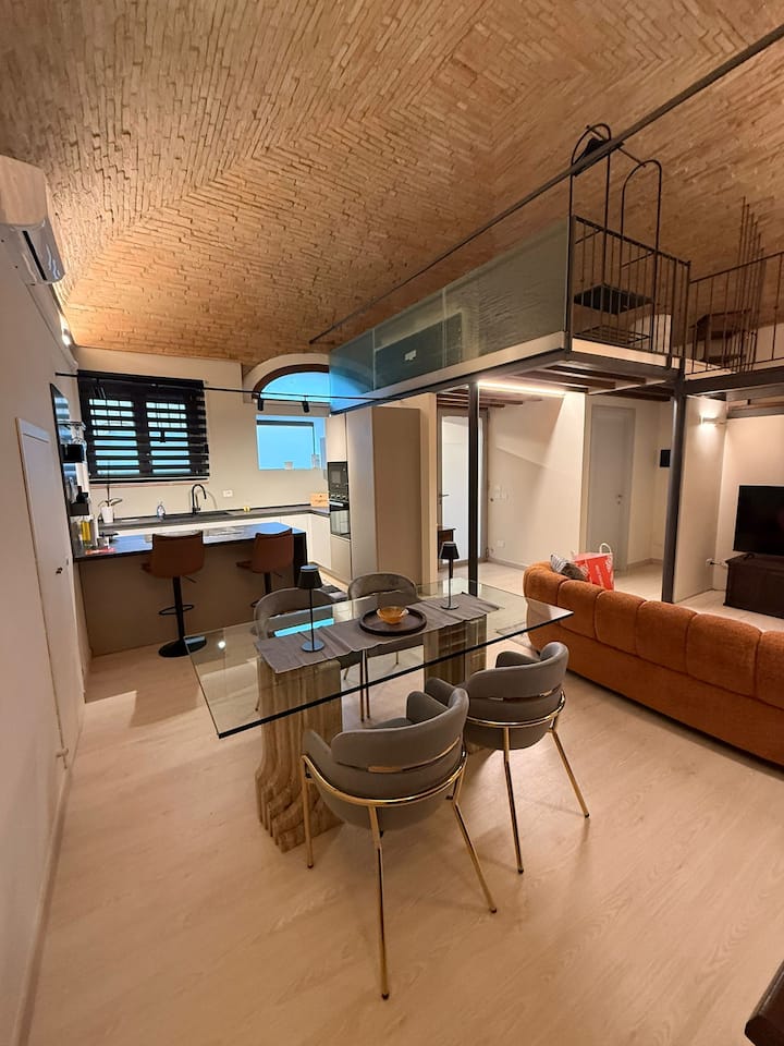 Casa Eva, Bilocale 2 Posti Letto Con Posto Auto! - Sienne