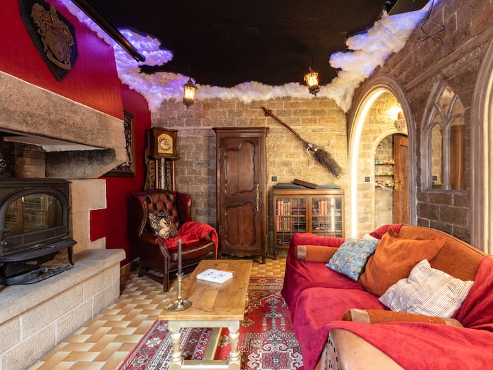 Expérience Immersive Chez Le Célèbre Sorcier! - Perros-Guirec