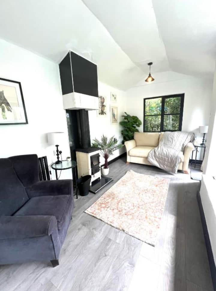 Storybrook Cottage - Oswestry