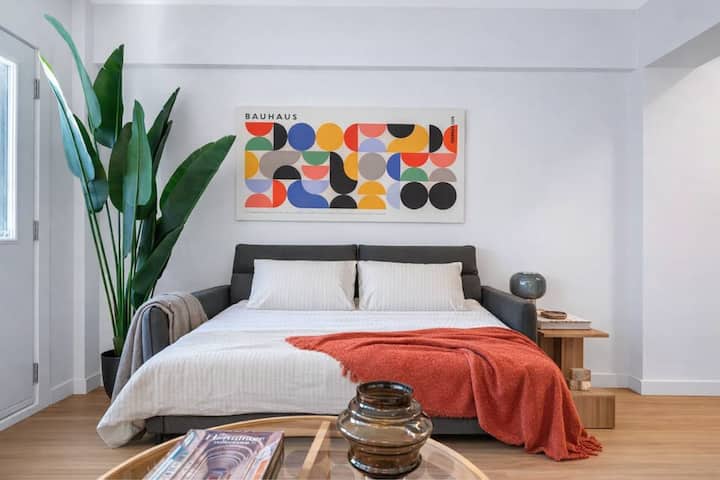 Bright 1br Downtown Mtl | Steps To Mcgill | Metro - Montreal