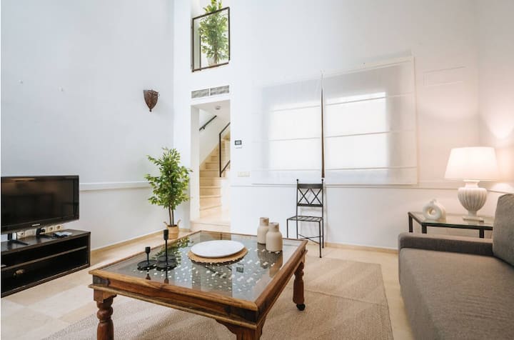 Moderno Apartamento Con Terraza En El Centro - Sevilla, España