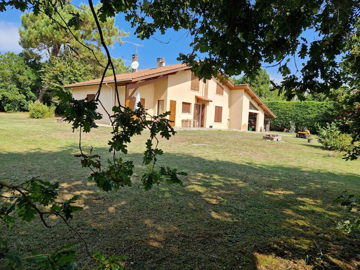 Soulac En Famille Ou Entre Amis 
Maison Spacieuse - Soulac-sur-Mer